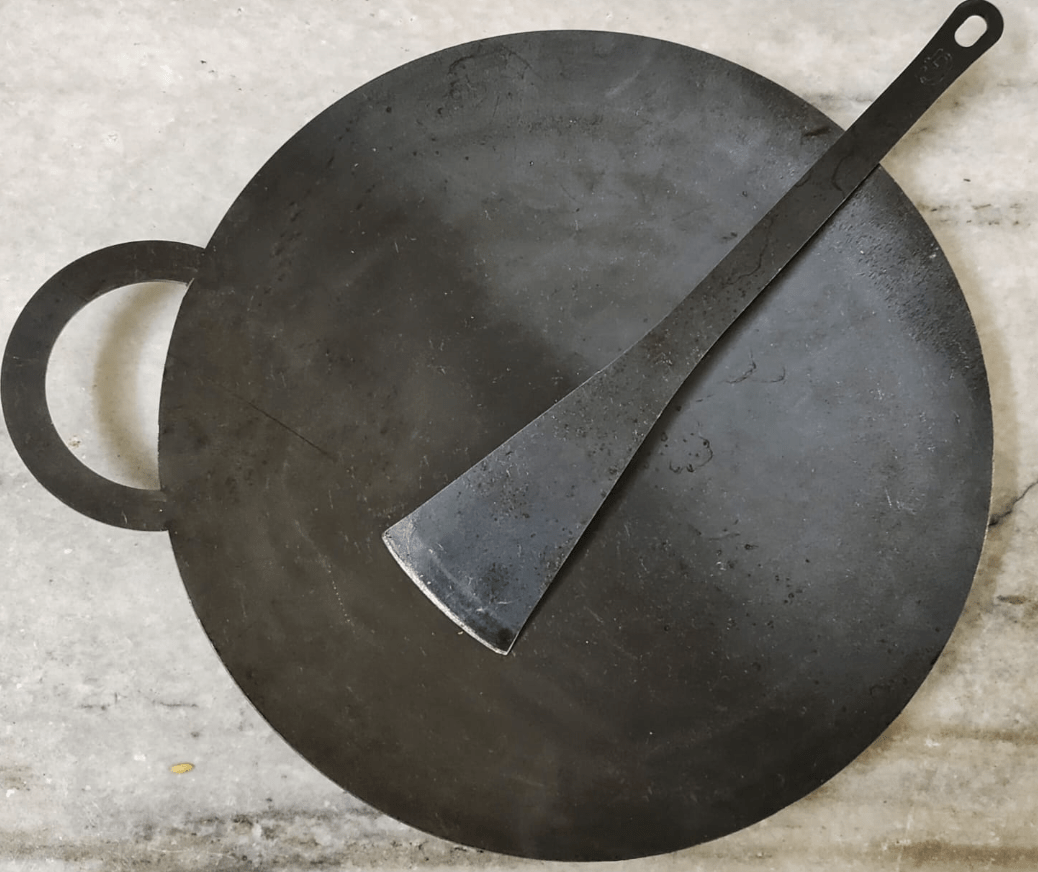 IRON DOSA TAWA DEEP WITH TURNER – SEASONED AND READY TO USE – Velan Store